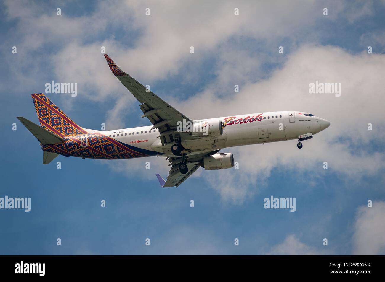 15.07.2023, Singapore, Republic of Singapore, Asia - A Batik Air Boeing ...