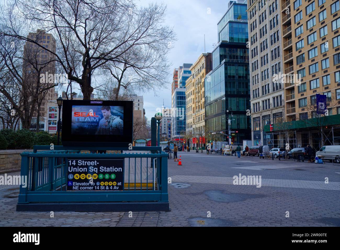 typical shots of manhattan and new york life, traffic signs, squirrels ...