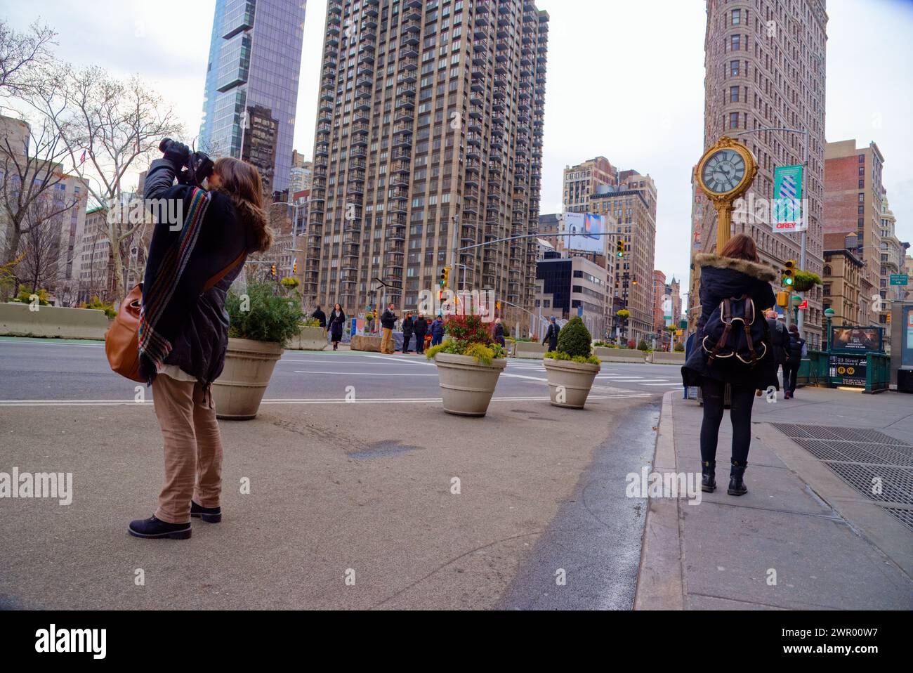typical shots of manhattan and new york life, traffic signs, squirrels ...