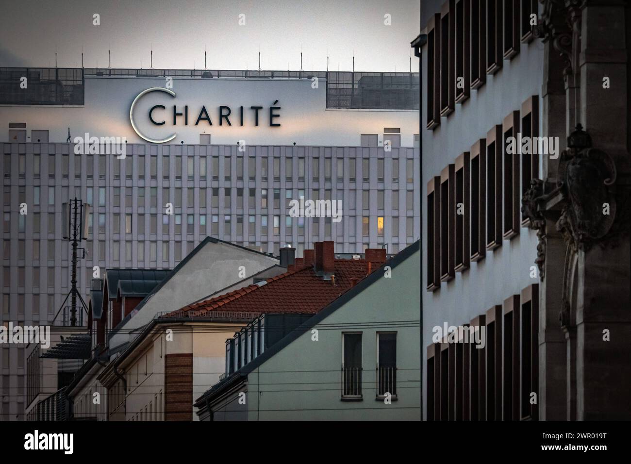 Berlin Mitte , Universitätsklinikum CharitÃ / Charite Campus Mitte Luisenstraße - 10.03.2024 ...