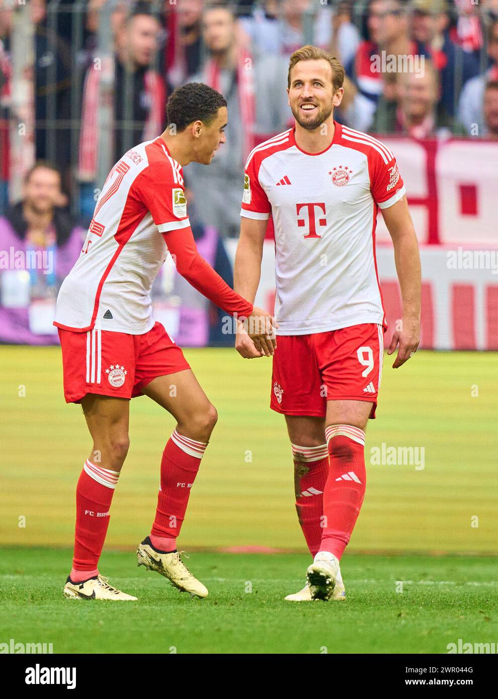 Harry Kane, FCB 9 celebrates his goal, happy, laugh, celebration, 7-1 ...