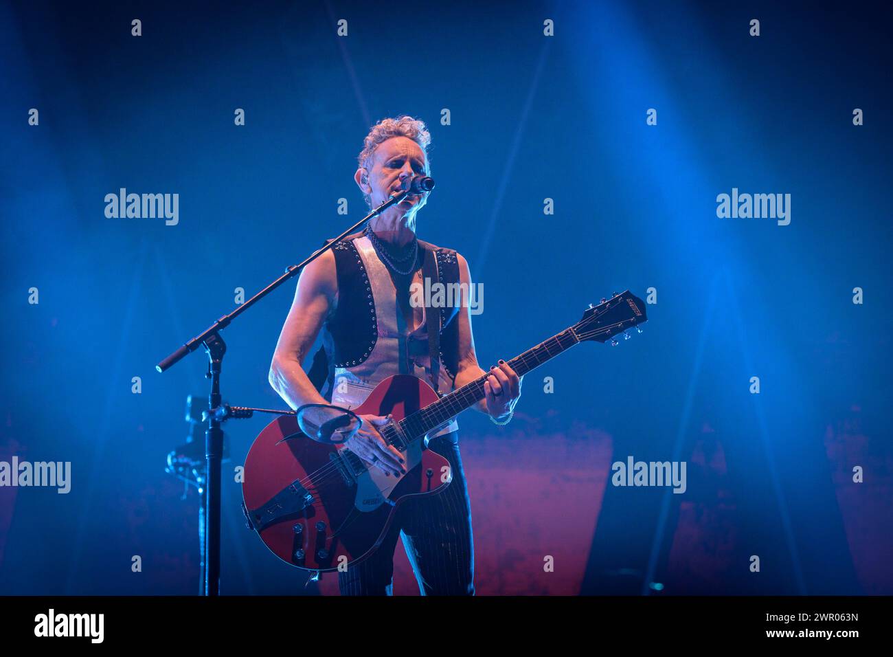 Depeche Mode Martin Gore - Memento Mori World Tour 2024 - live in der ...