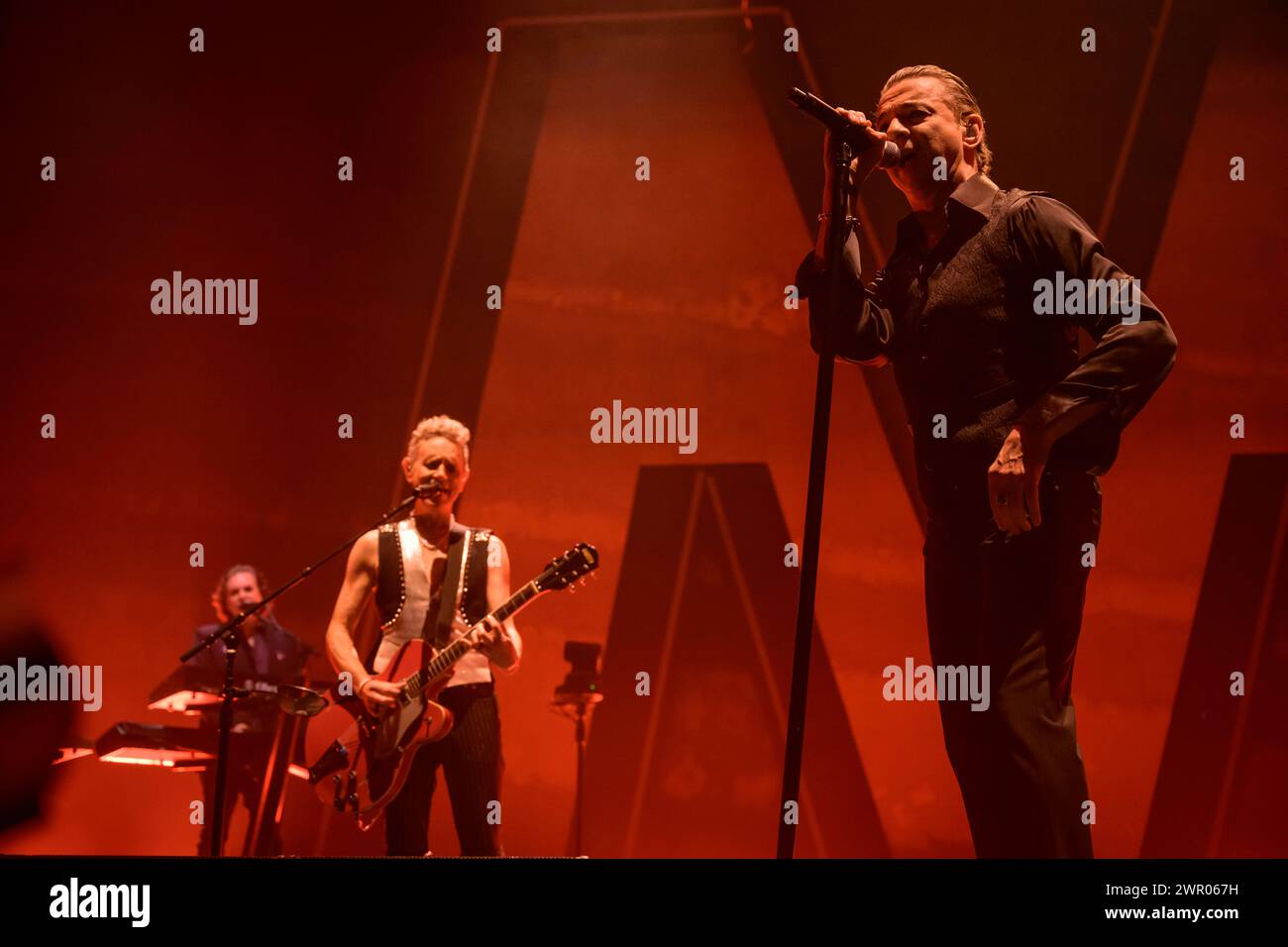 Depeche Mode Martin Gore & Dave Gahan - Memento Mori World Tour 2024 ...