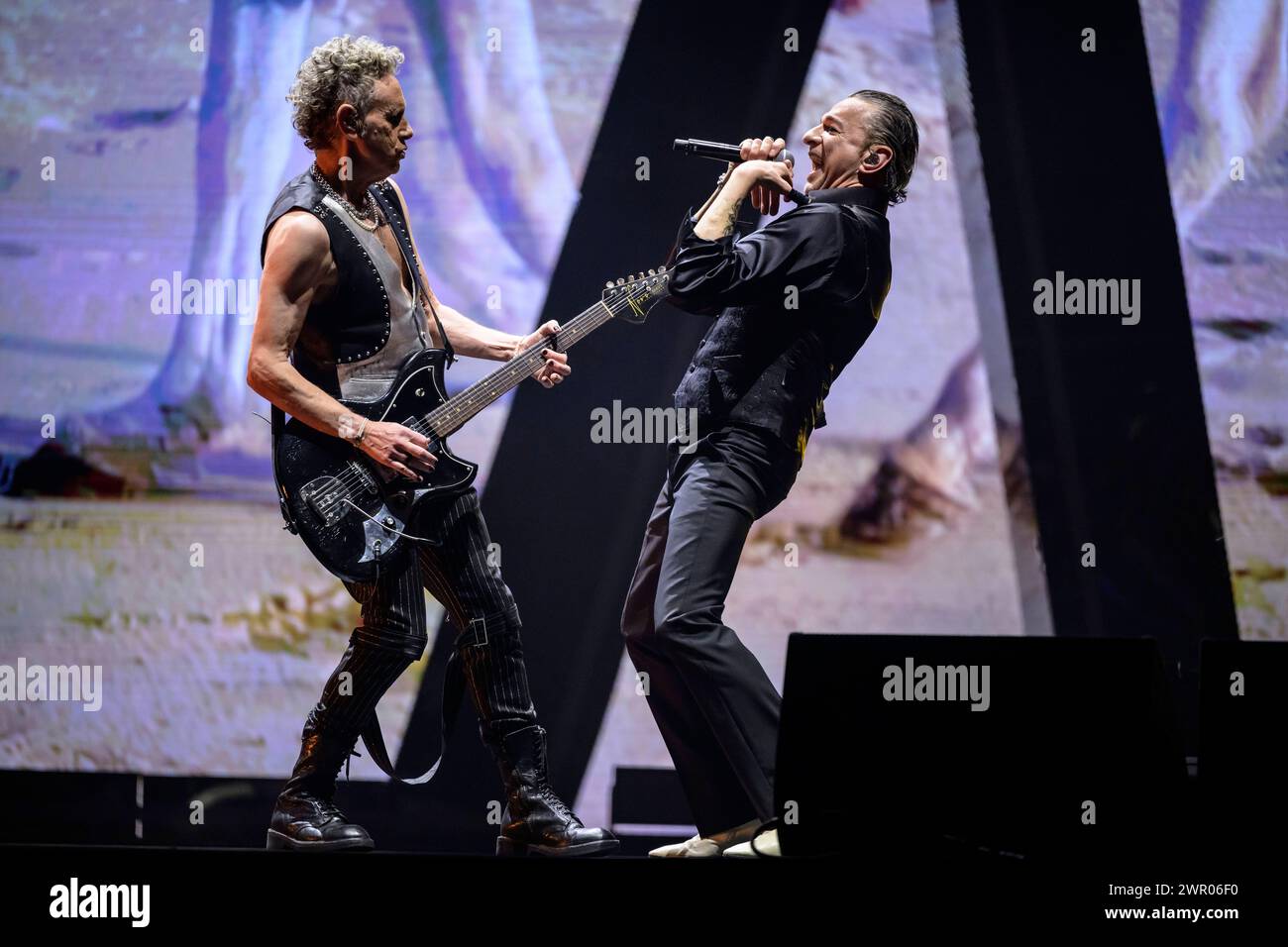 Depeche Mode Martin Gore & Dave Gahan - Memento Mori World Tour 2024 ...