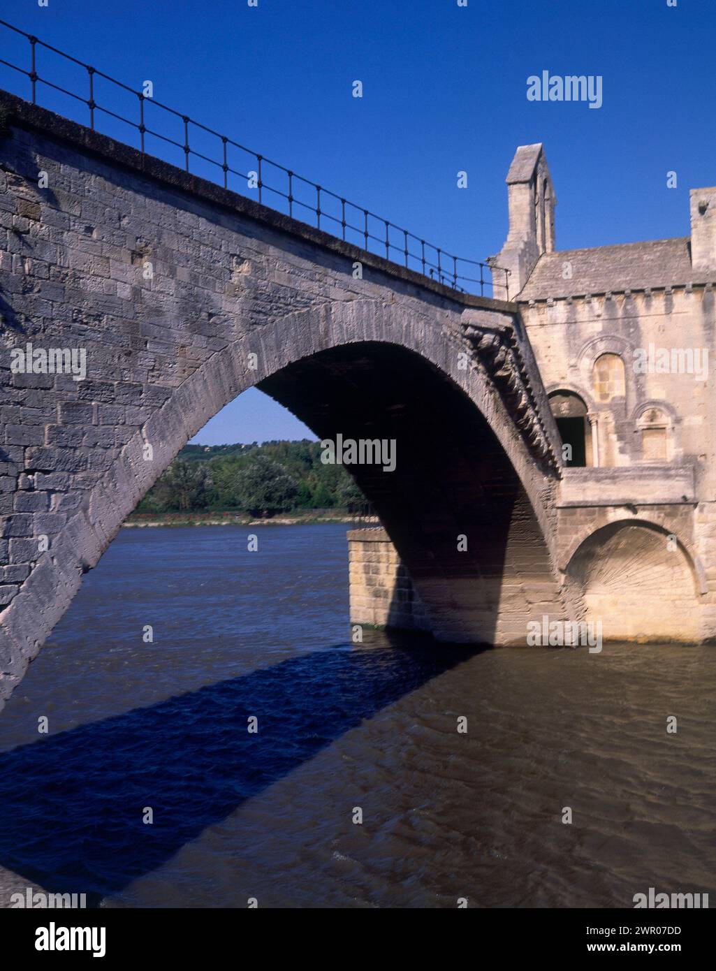 El Puente De Avignon Hi Res Stock Photography And Images Alamy