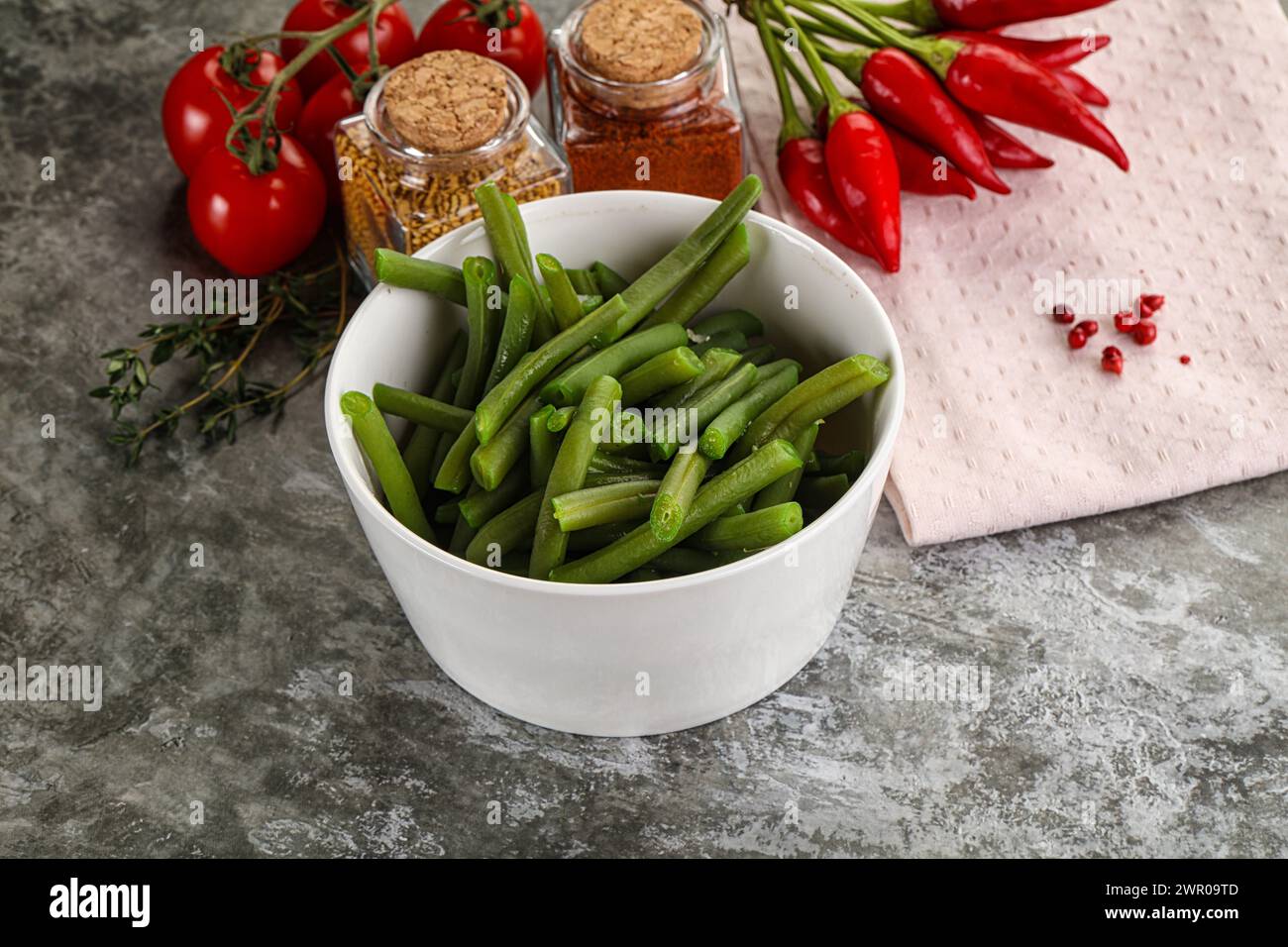 Vegan cuisine - boiled green bean snack Stock Photo - Alamy