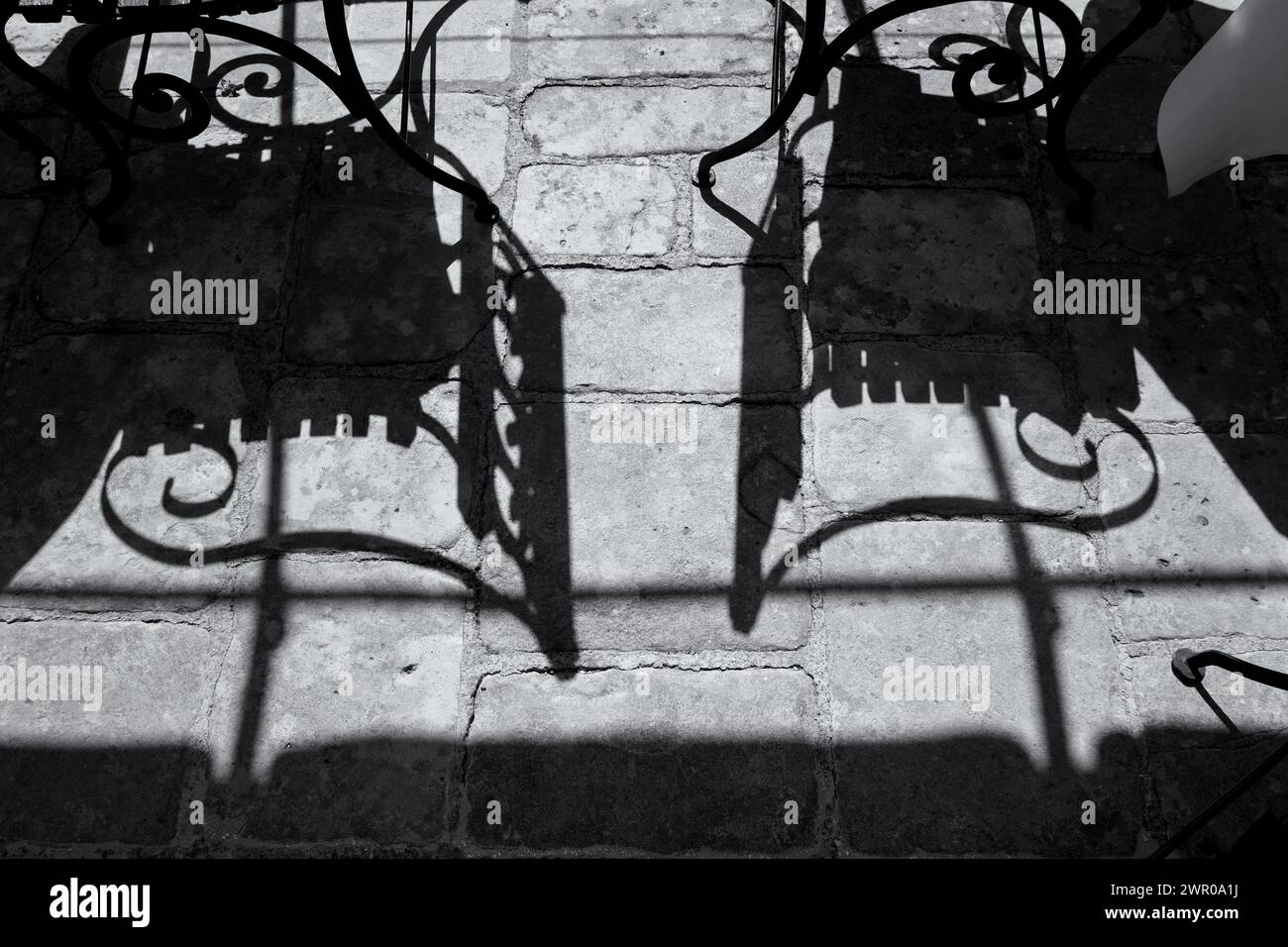 Chair shadows hi-res stock photography and images - Alamy