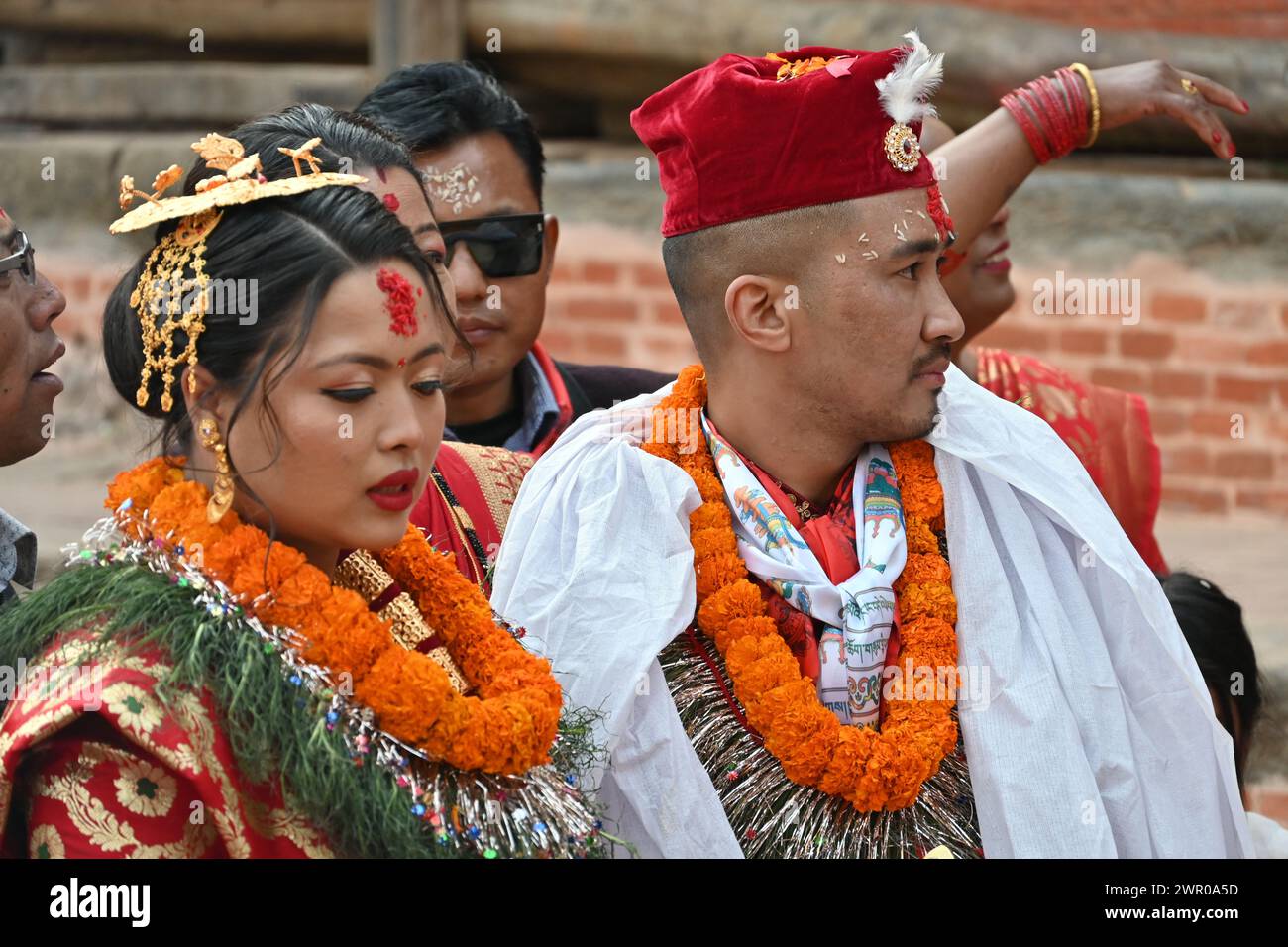 Wedding saree hi-res stock photography and images - Alamy