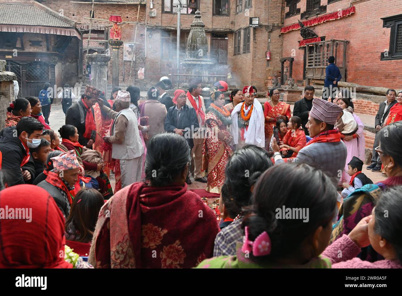 Newari culture hi-res stock photography and images - Alamy