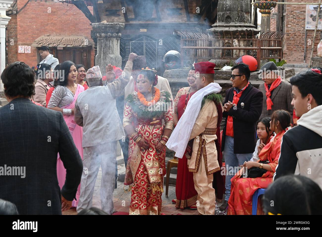 Newari culture hi-res stock photography and images - Alamy