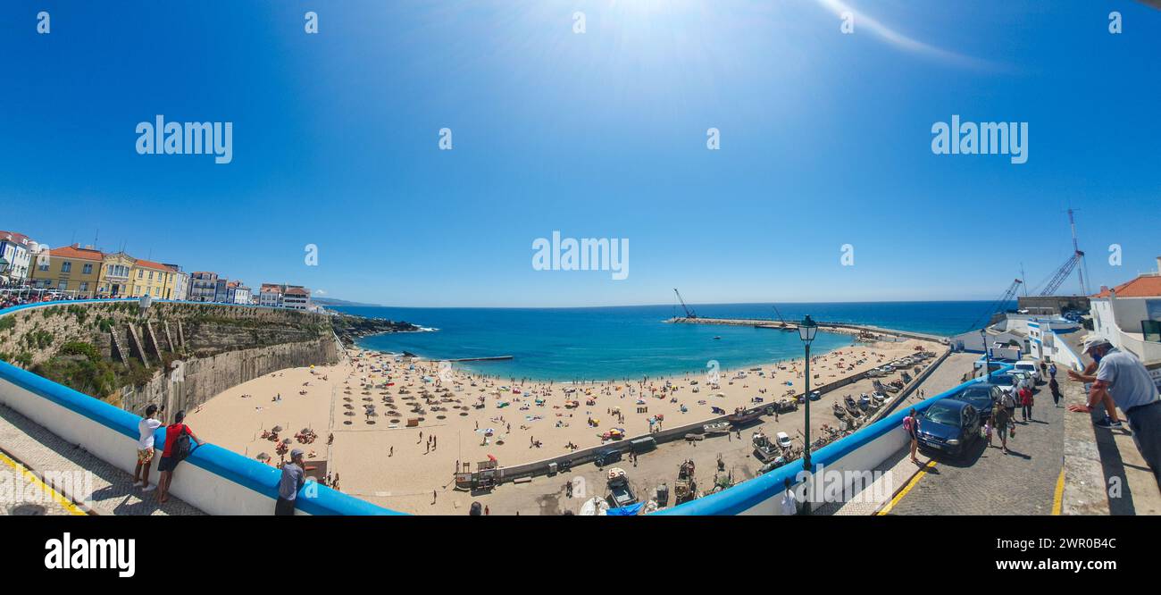 Distorted fisheye view hi-res stock photography and images - Alamy