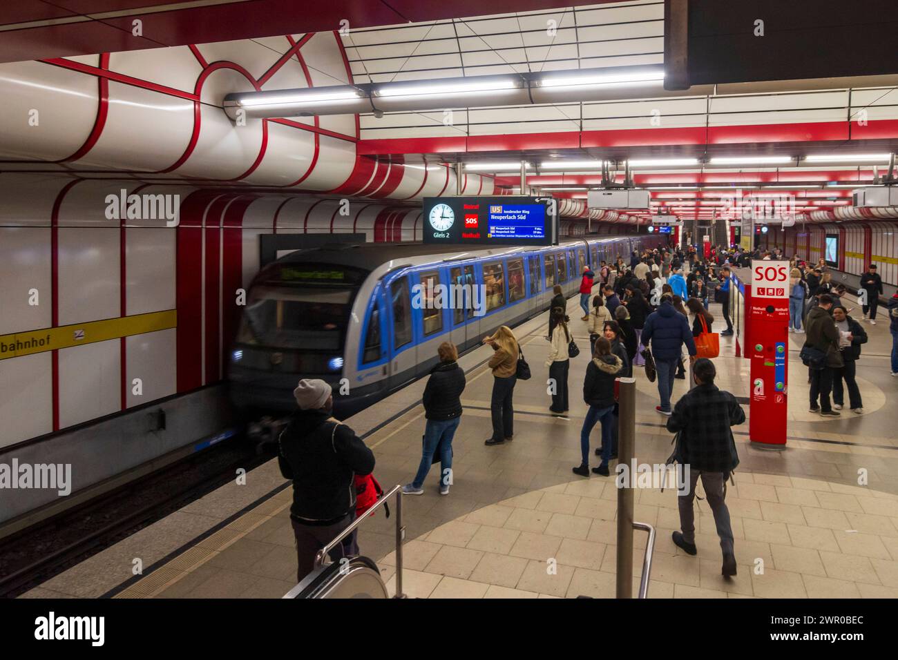 Subway line u5 hi-res stock photography and images - Alamy