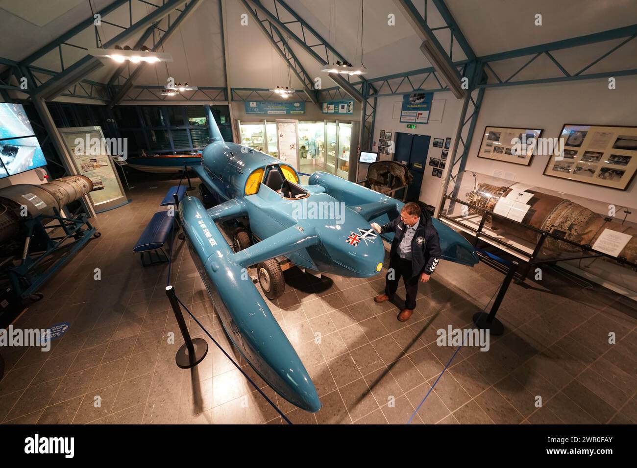 RETRANSMITTED WITH CORRECTED CAPTION Phil Johnston puts the finishing ...