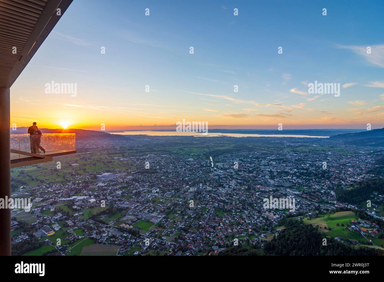 Karren restaurant hi-res stock photography and images - Alamy