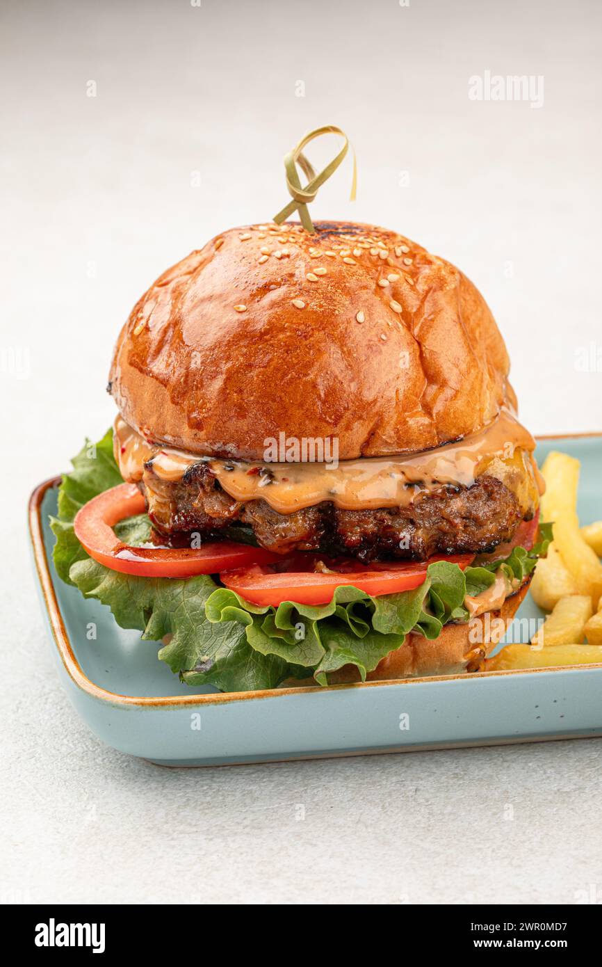 Burger beef french fries hi-res stock photography and images - Alamy
