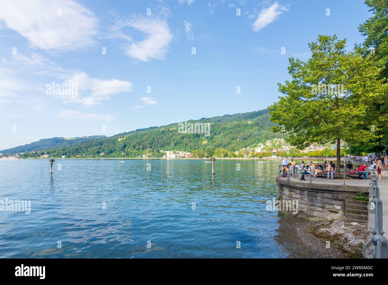 Bregenz: lake Bodensee (Lake Constance), promenade Seepromenade in ...