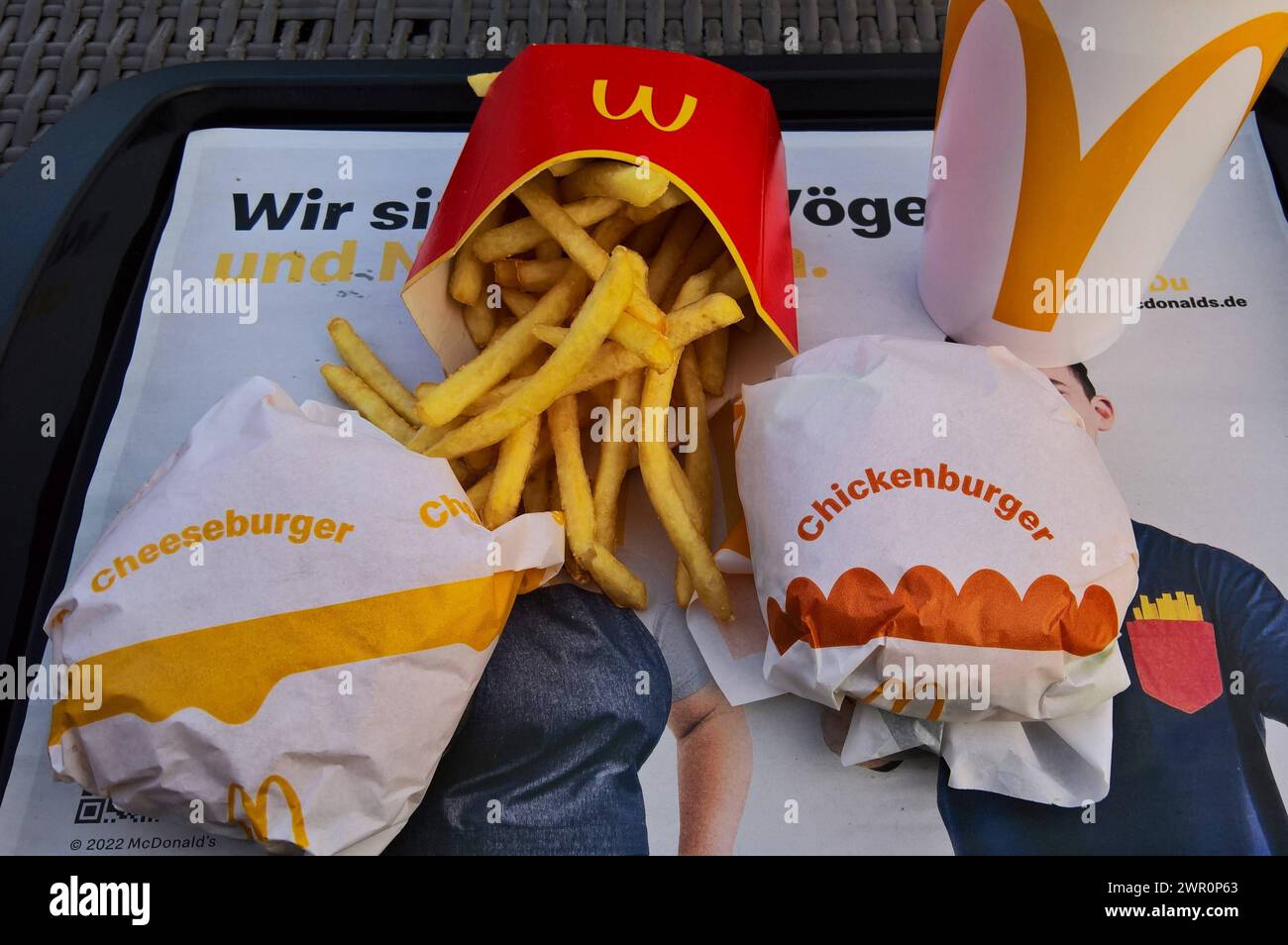 McSmart Menue im Burger-Restaurant von Mc Donalds. Die McDonalds ...