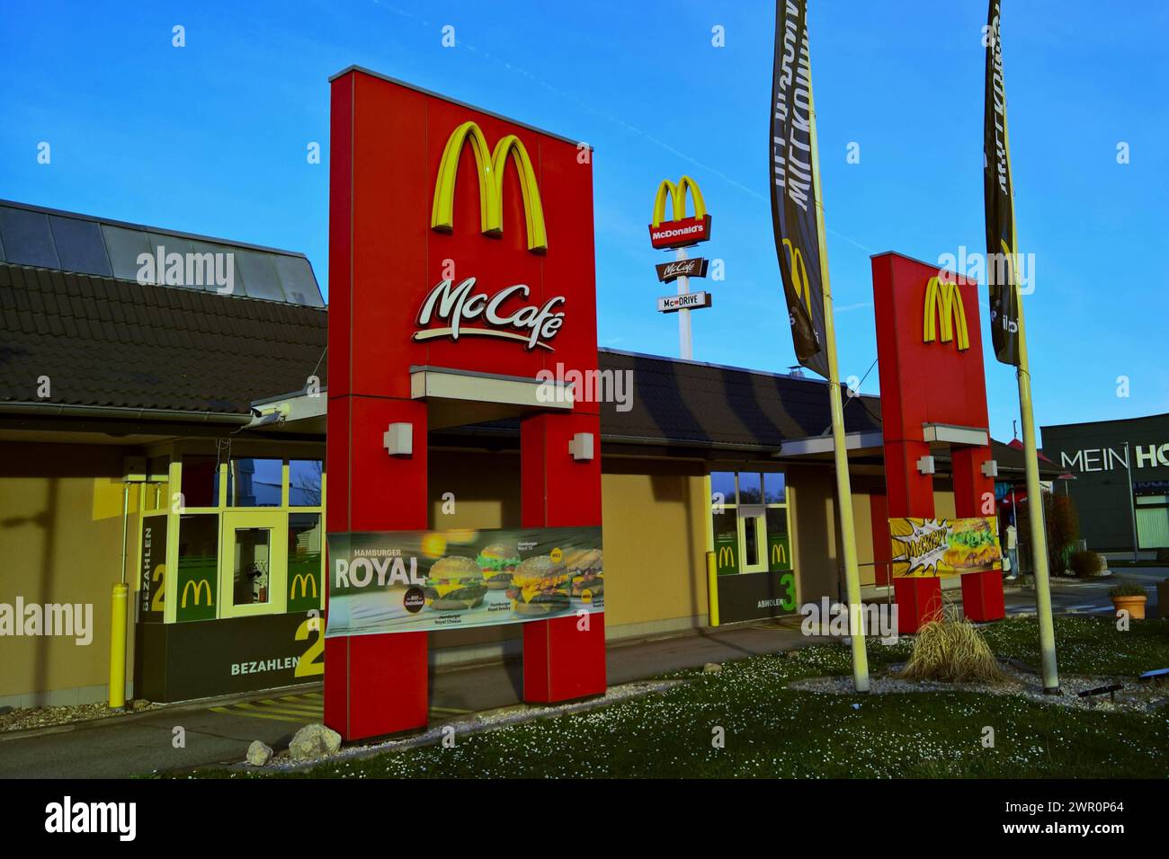 Bürger der welt hi-res stock photography and images - Alamy