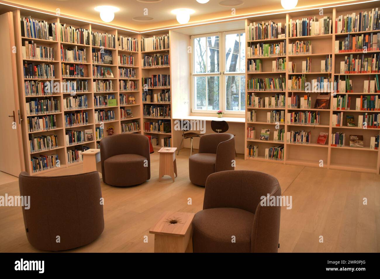 Bibliothek Muenchen 10.03.2023 Praterinsel -das Alpinen Museum -DAV ...