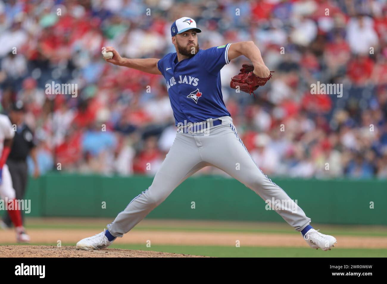 Clearwater, FL: Toronto Blue Jays relief pitcher Nolan Long (56 ...