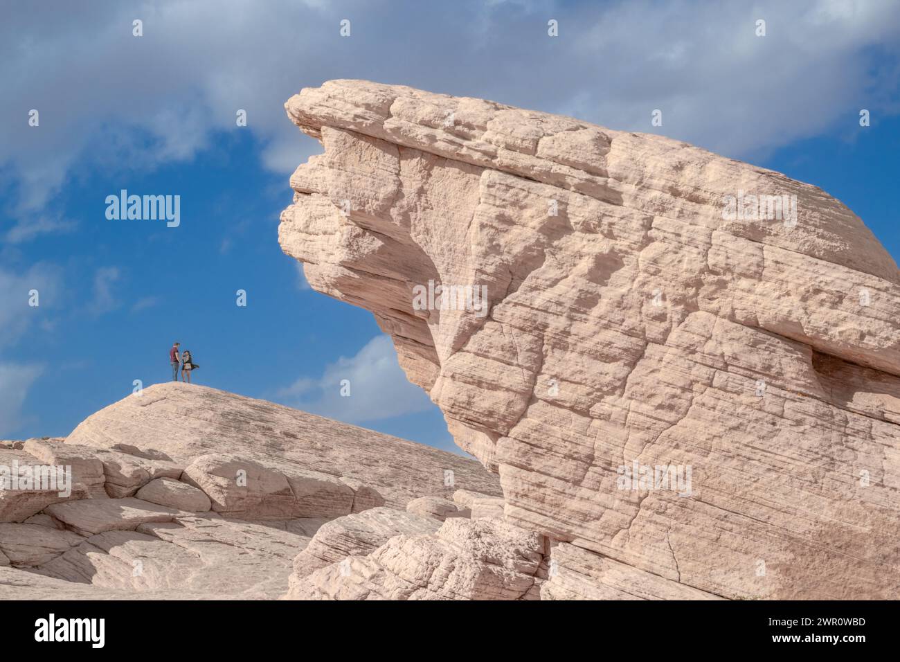 Valley of Fire State Park Nevada hike in sandstone rock formations ...