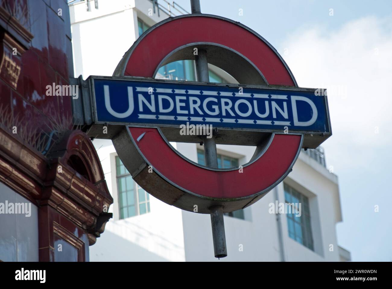 Underground uk hi-res stock photography and images - Alamy