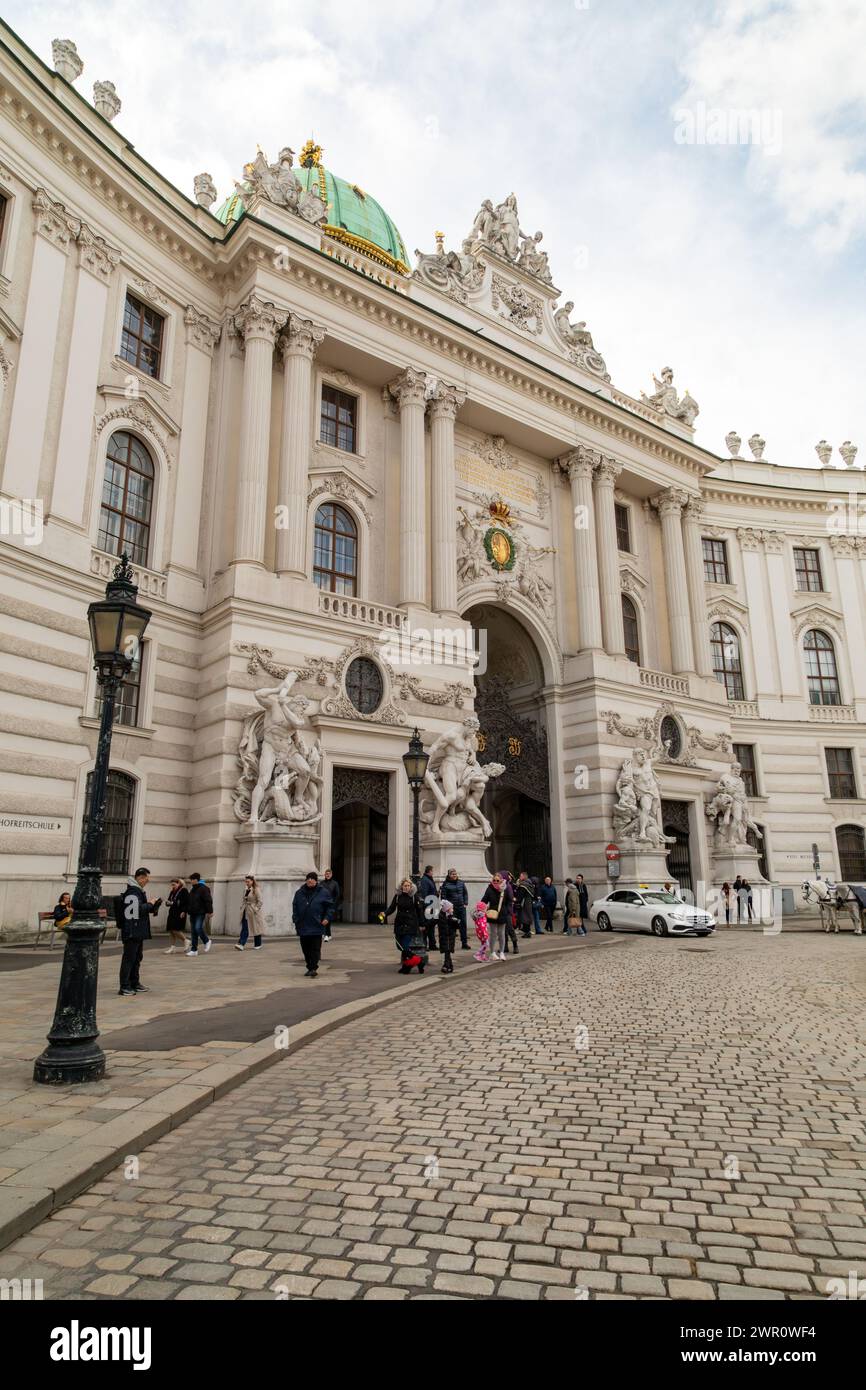 Hofburg palace gate, Vienna, Austria Stock Photo - Alamy