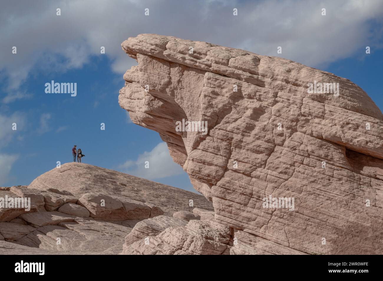 Valley of Fire State Park Nevada hike in sandstone rock formations ...