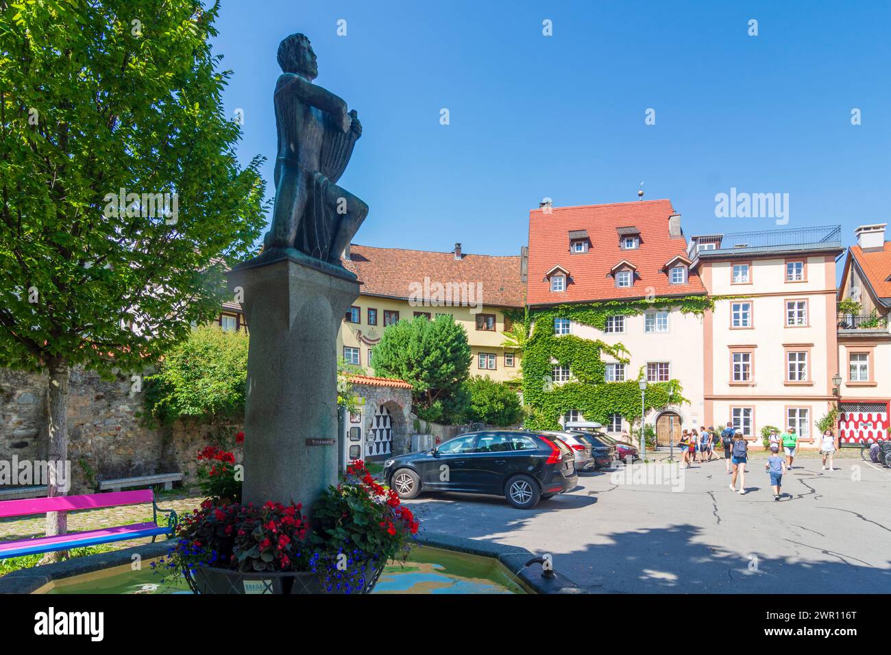 Bregenz: square Ehregutaplatz in Oberstadt (Upper Town), fountain in ...