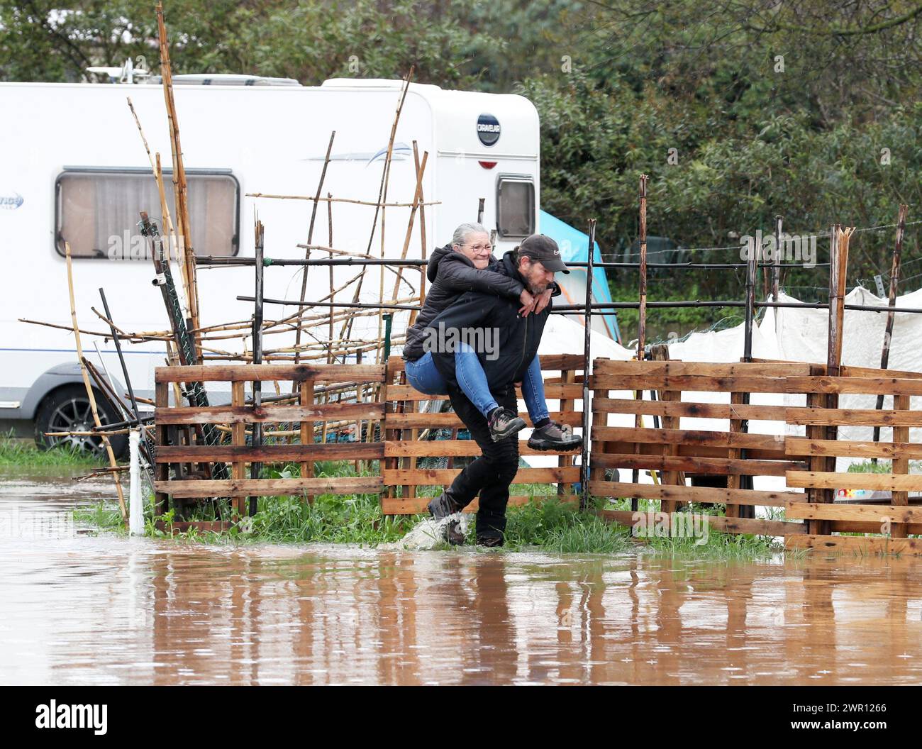 Mise en sécurité hi-res stock photography and images - Alamy