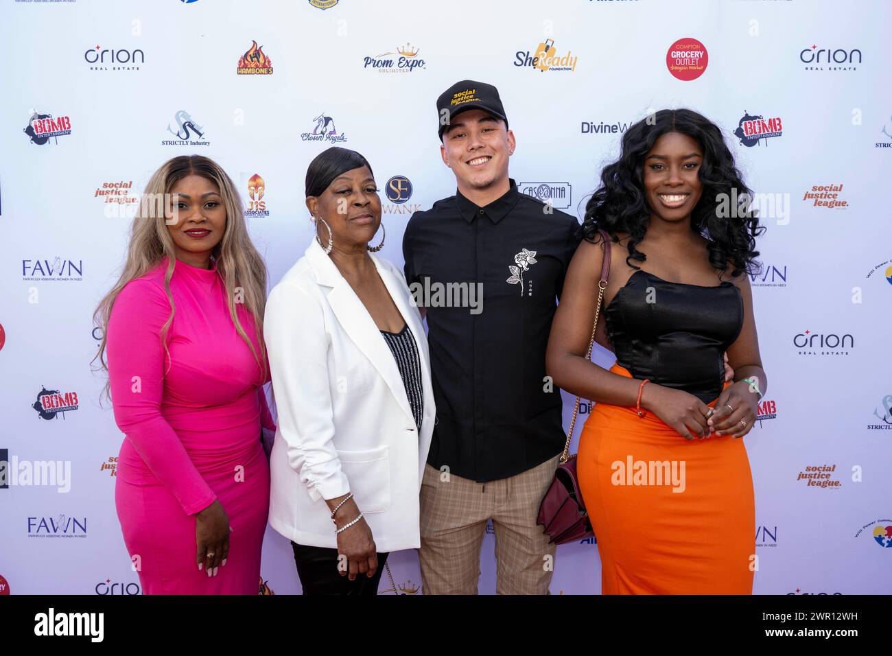 2024 prom expo unlimited and fashion show hi-res stock photography and ...