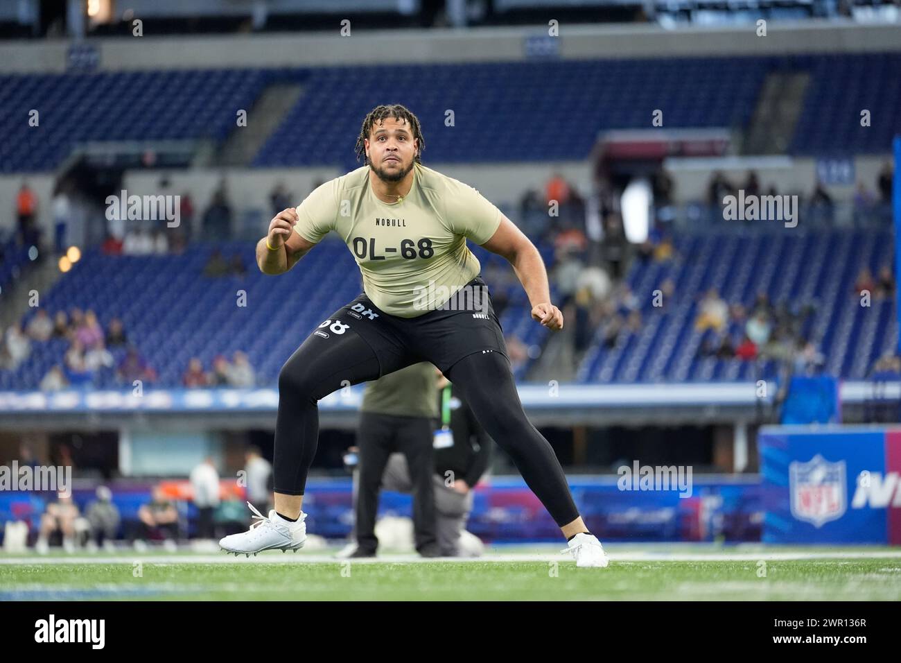 LSU offensive lineman Charles Turner runs a drill at the NFL football ...