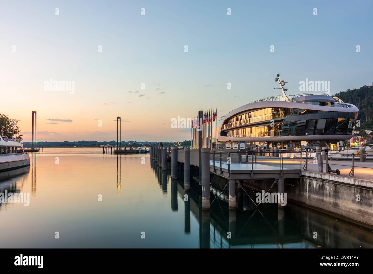 Bregenz: lake Bodensee (Lake Constance), harbor, passenger ship in ...