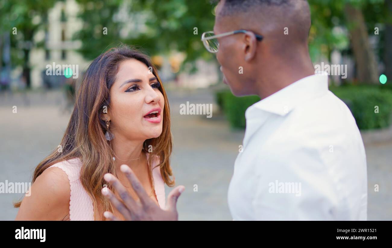 Image of very angry woman insulting her boyfriend Stock Photo - Alamy