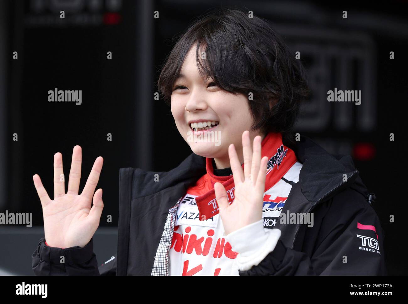 Japanese Juju Noda responds to the spectators after completing the ...