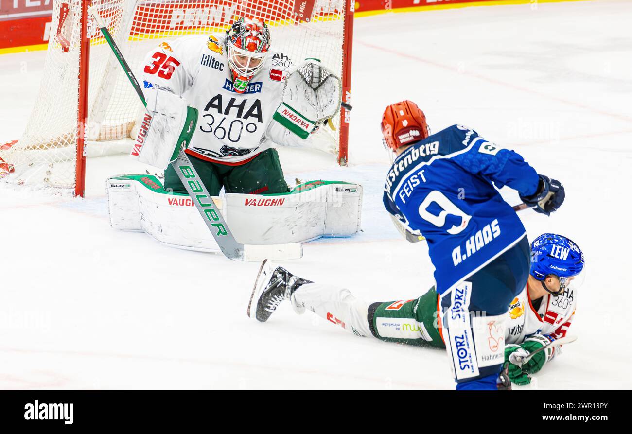 Mark feist hi-res stock photography and images - Alamy