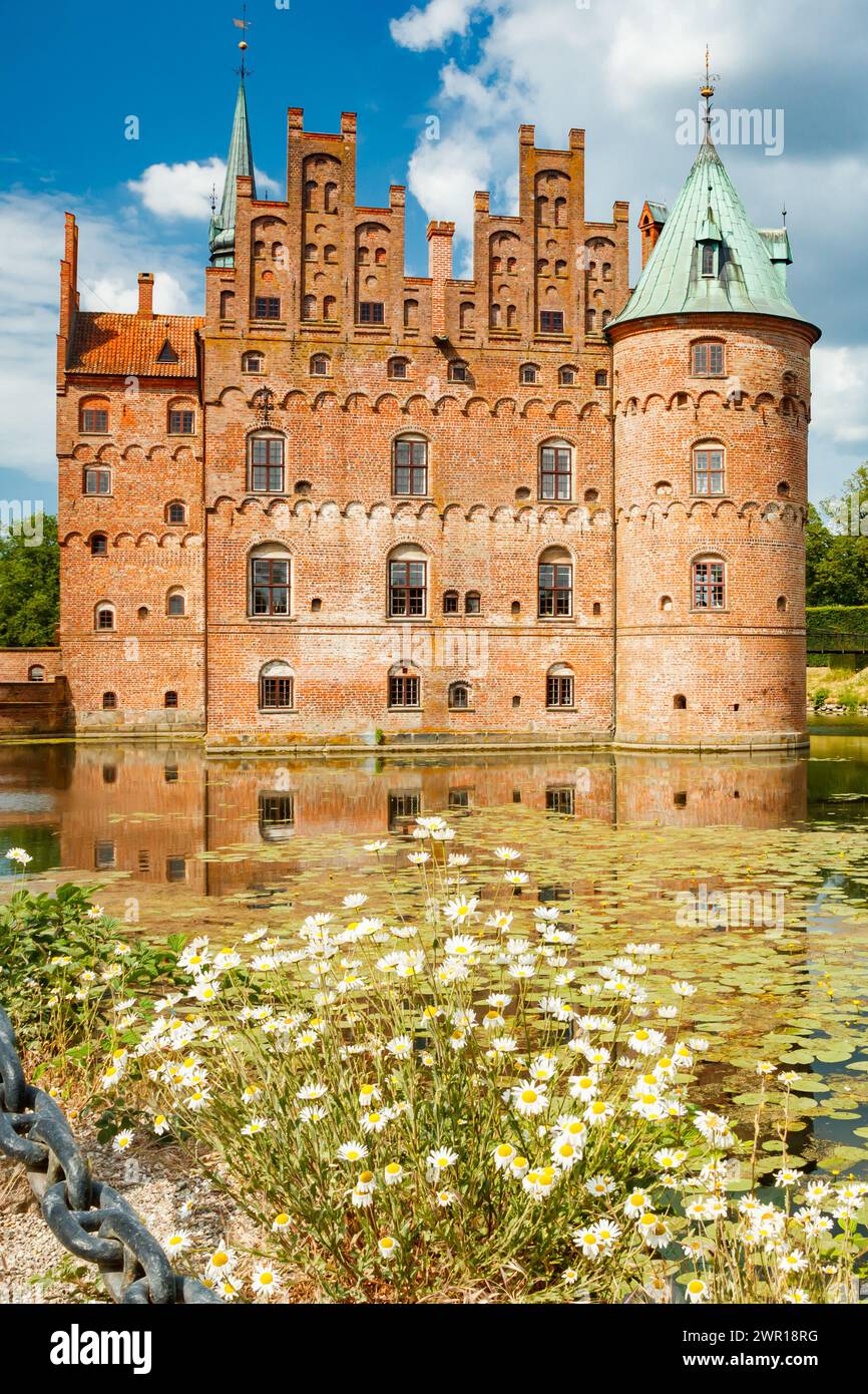 Egeskov castle on Funen island in Denmark Stock Photo - Alamy