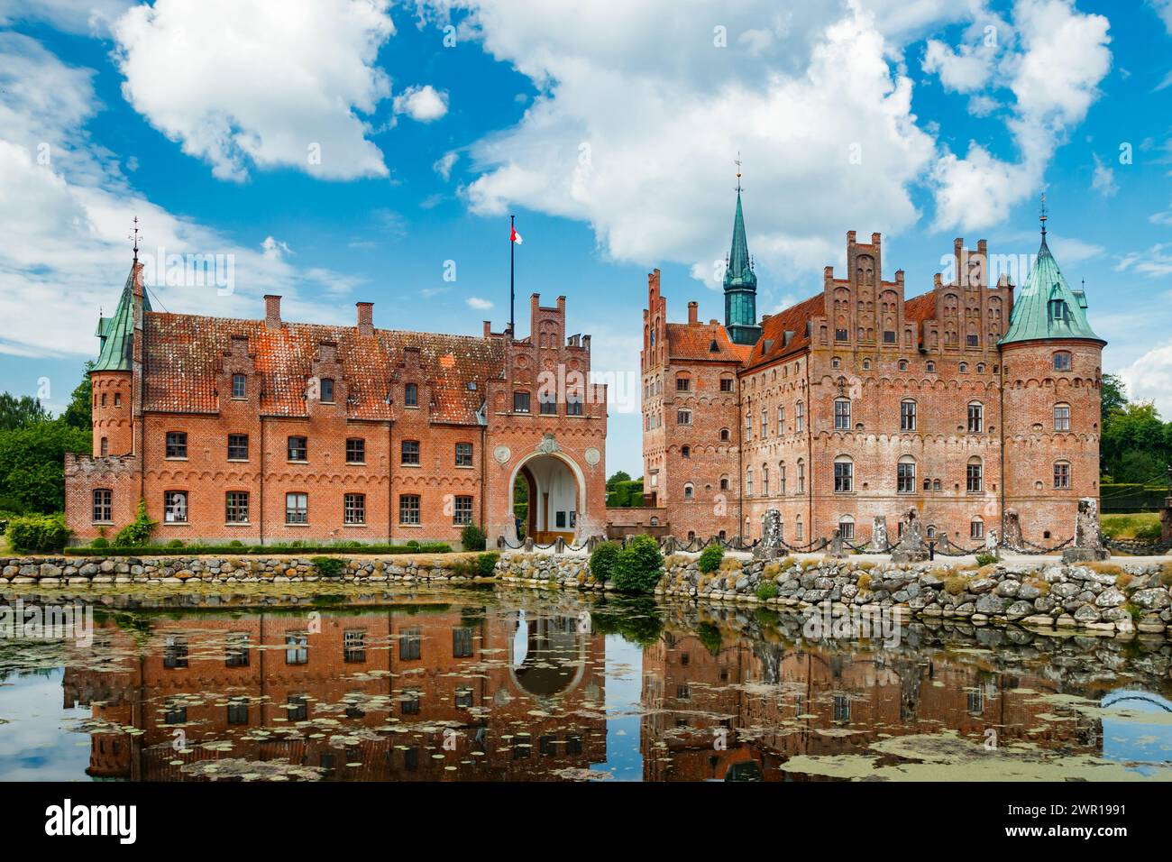 Egeskov castle on Funen island in Denmark Stock Photo - Alamy