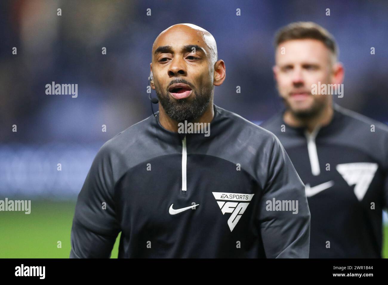 Sam allison referee hi-res stock photography and images - Alamy
