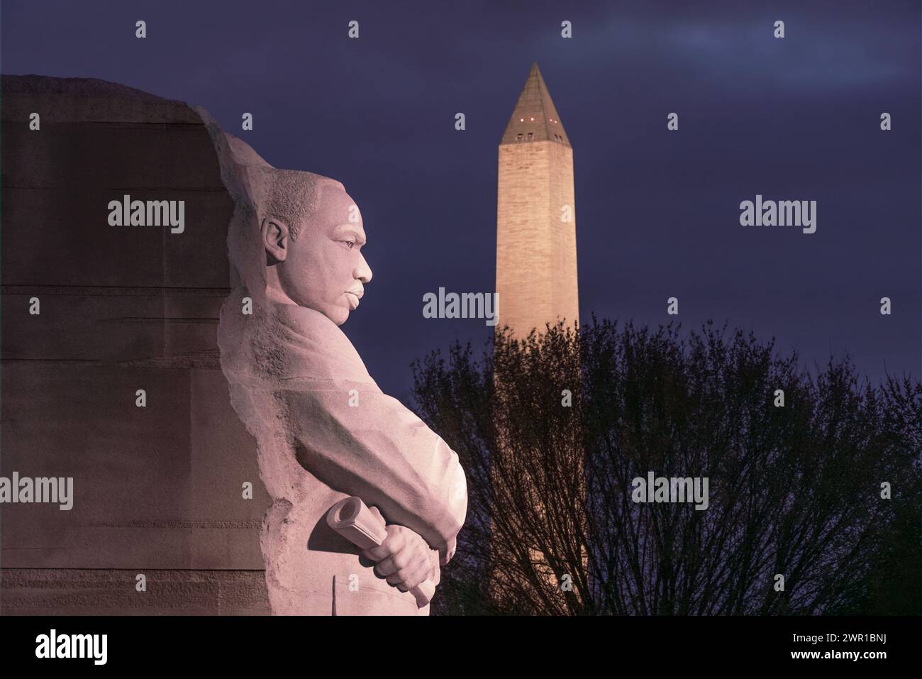 Status of Martin Luther King JR with Washington Monument in background ...