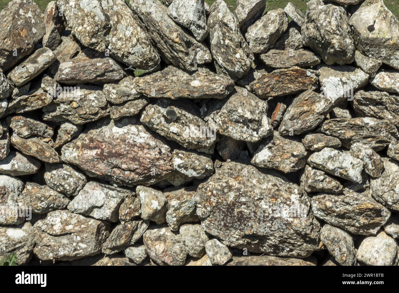a handmade stone partition wall without cement Stock Photo - Alamy