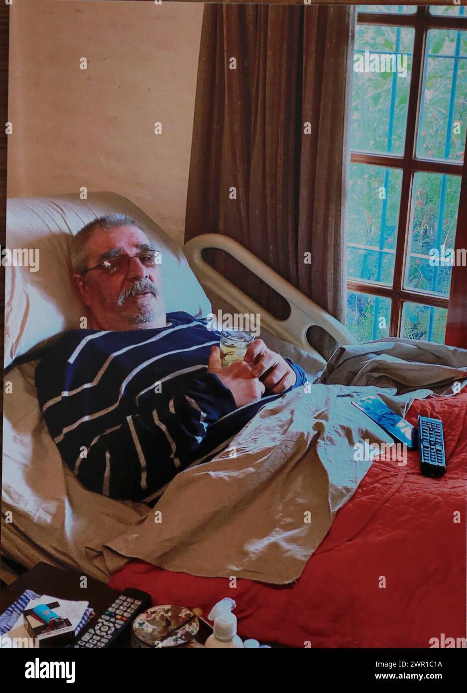 HAY UNA PUERTA AHI (2023). Credit: A Contracorriente Films/Mueca Films ...