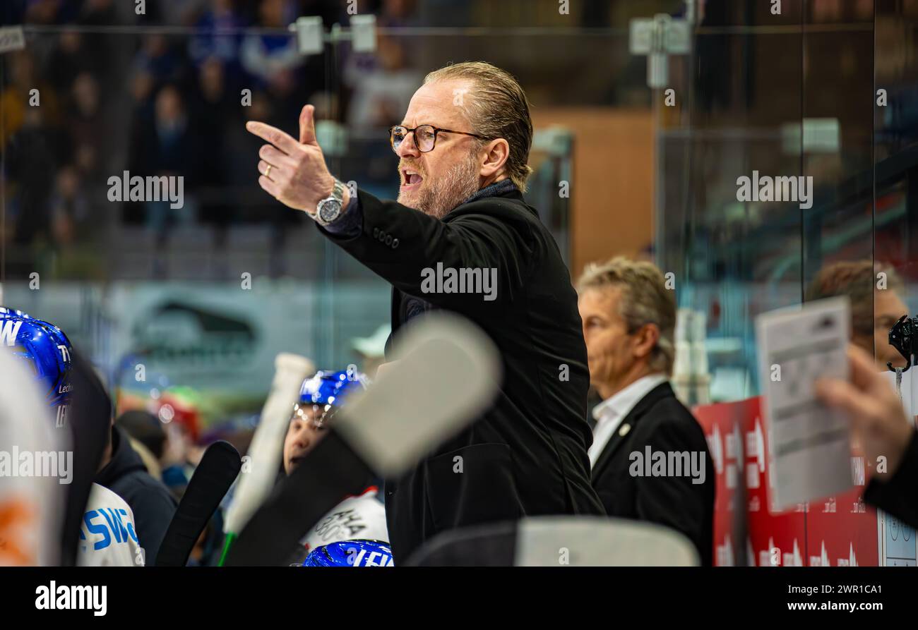 Schwenninger Wild Wings - Augsburger Panther, Helios Arena, Penny DEL ...