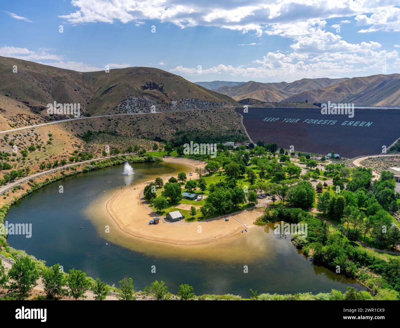 Earth Dam Benmore—section Of Earth Dam – 1966 Encyclopaedia Of New