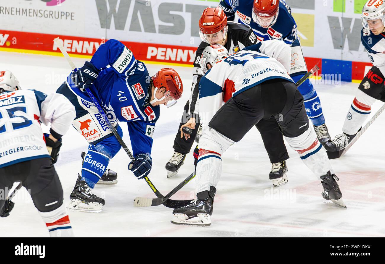 Linienrichter hi-res stock photography and images - Alamy