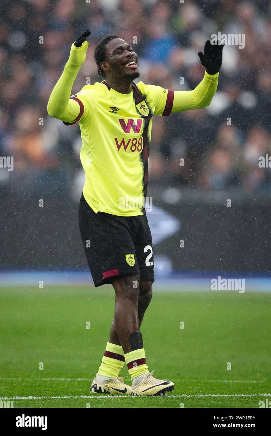 David datro fofana burnley 2024 hi-res stock photography and images - Alamy