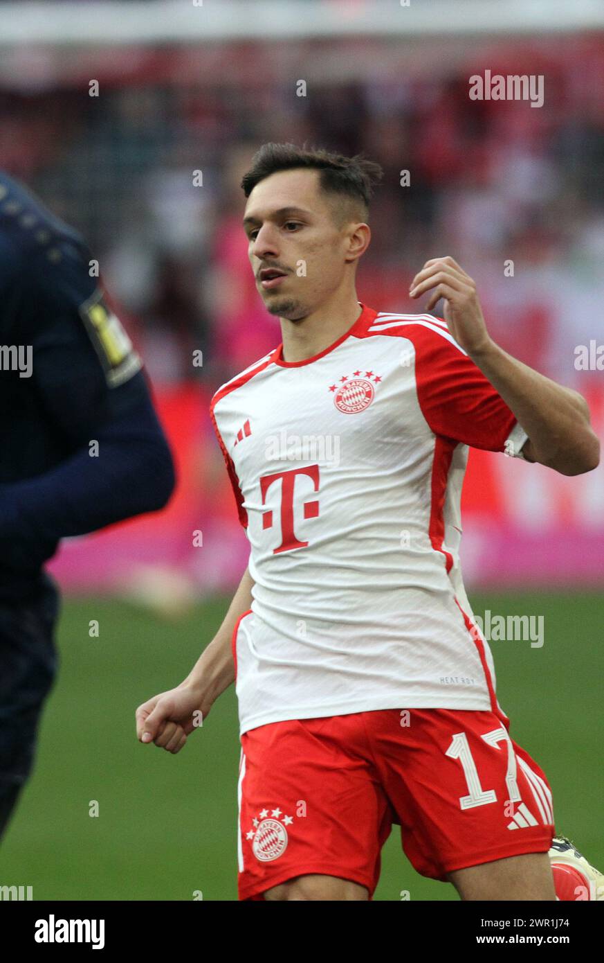 MUNICH, Germany. , . 17 Bryan ZARAGOZA in action during the Bundesliga ...
