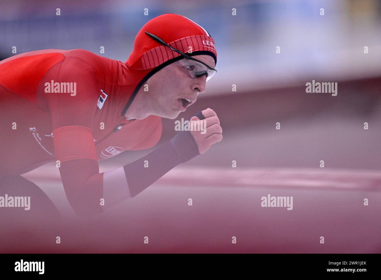 Inzell, Germany. 10th Mar, 2024. Speed skating, men, sprint world ...
