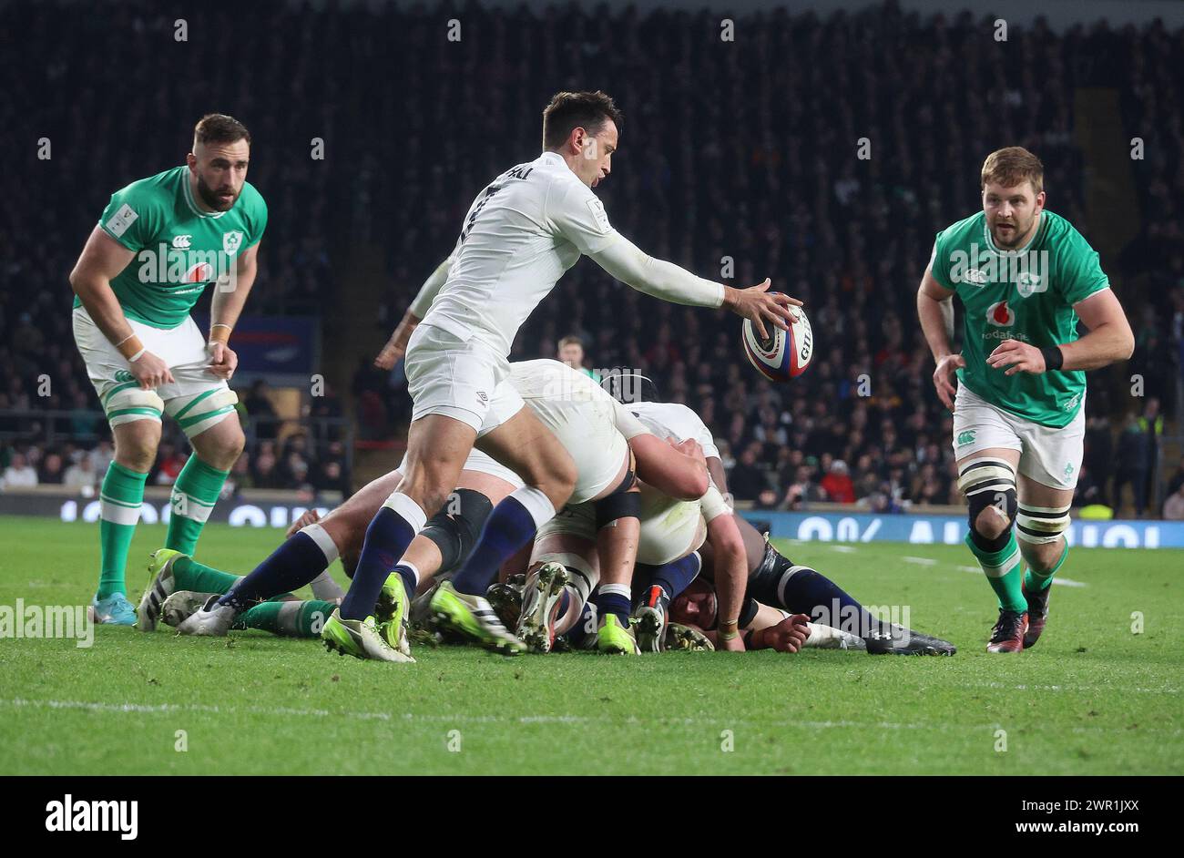 L-R England's Alex Mitchell (Northampton Saints)and Iain Henderson of ...