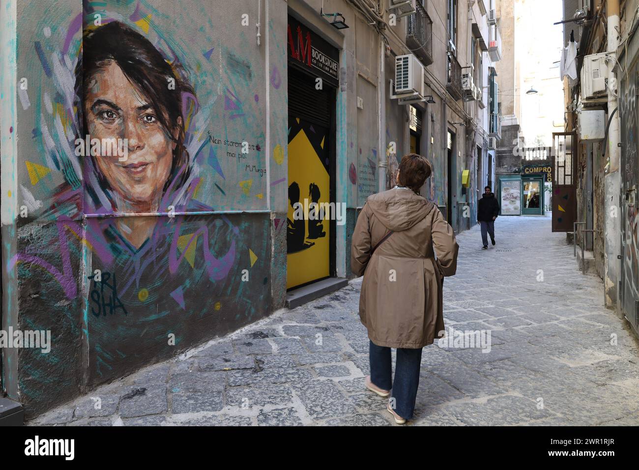 murals of famous women 10/03/2024 Naples, Vico queen queen in the ...